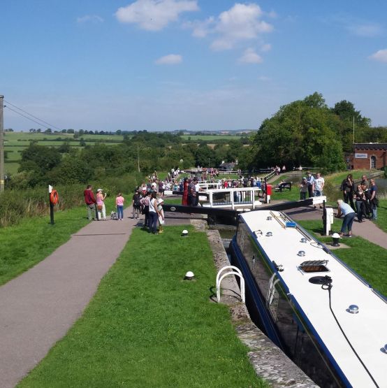 Foxton Locks Canal Cruise & Market Harborough